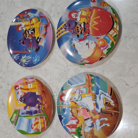 McDonald's | Kitchen | Vintage Mcdonalds Melamine Plates | Poshmark